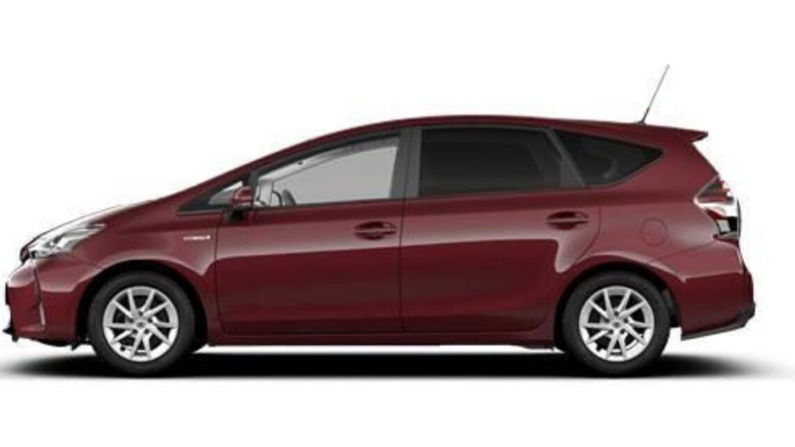 Toyota Prius Alpha Overview, Engine, Interior and Specifications