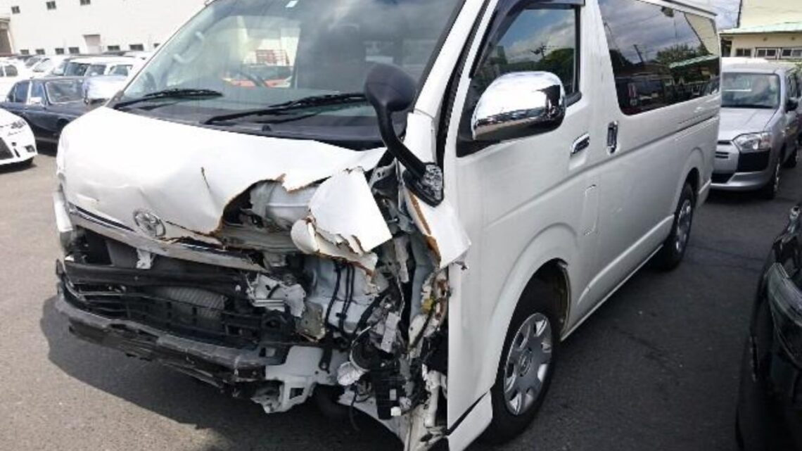 Toyota Hiace History, Engine, Exterior, Interior, And Features