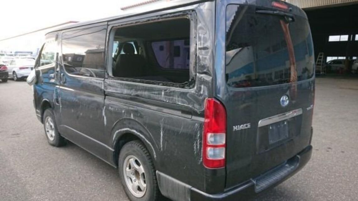 Toyota Hiace History, Engine, Exterior, Interior, And Features