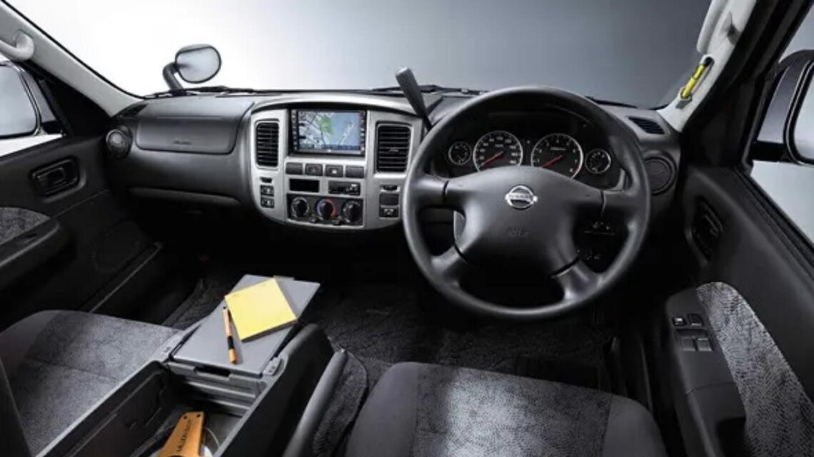 Nissan Caravan Exterior, Interior Specifications & Features